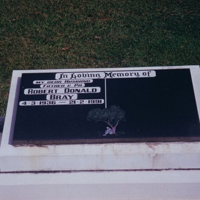 Grave of Robert Donald Bray at Lawnton Cemetery, 1998 | Moreton Bay Our ...